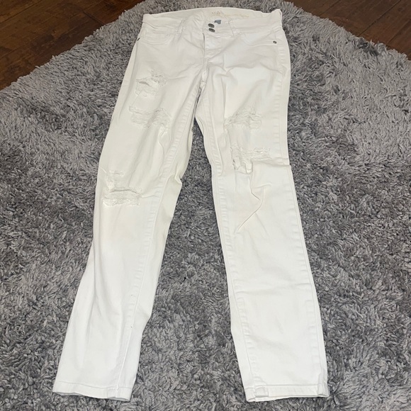 Soho | Jeans | B2g Soho Ripped White Jeans | Poshmark